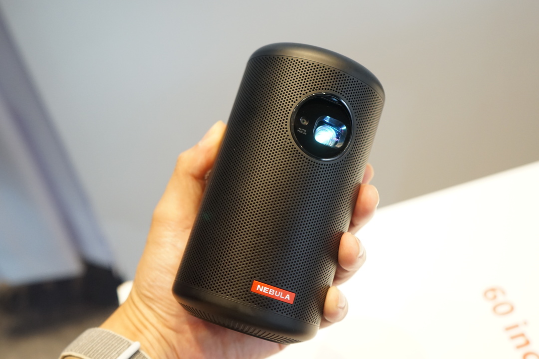 NEBULA [美品]ANKER CAPSULE Android 2 TV搭載 - nimfomane.com