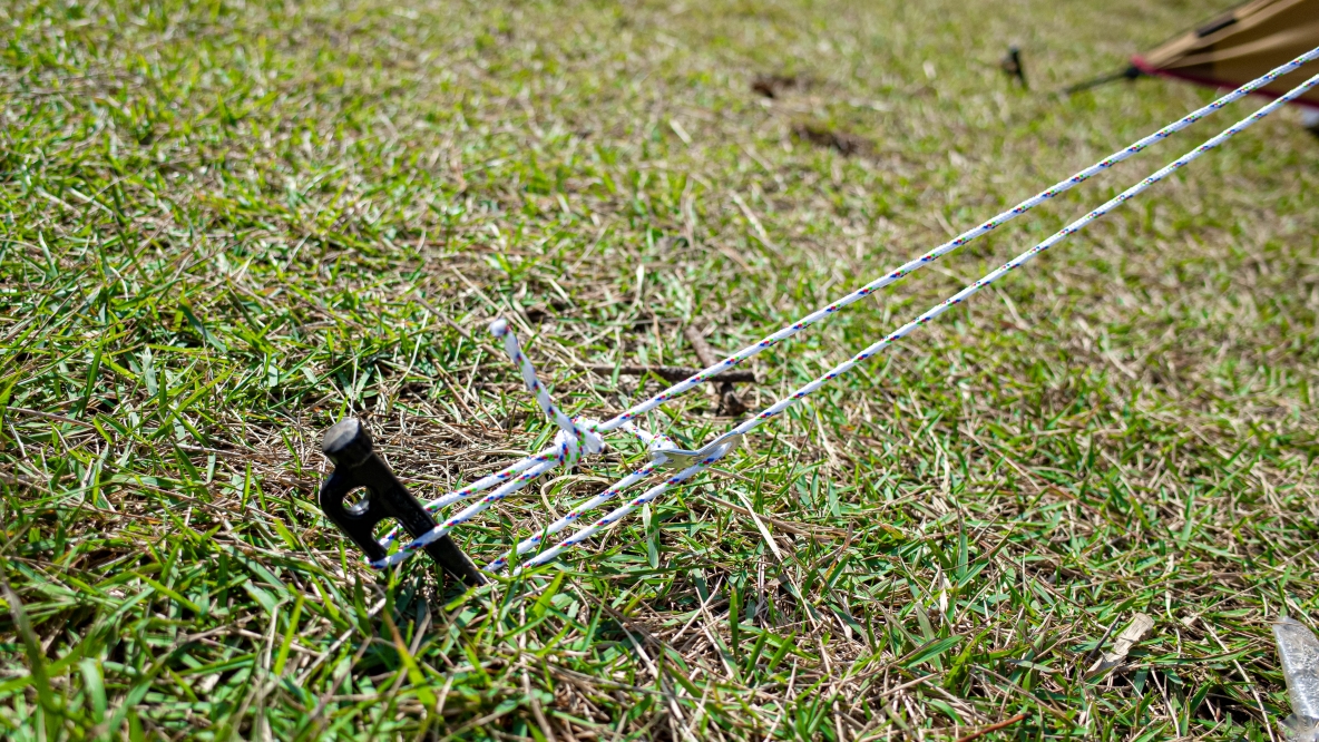 Let's shorten the tent setup time with Snow Peak's "Solid Stake" | time ...