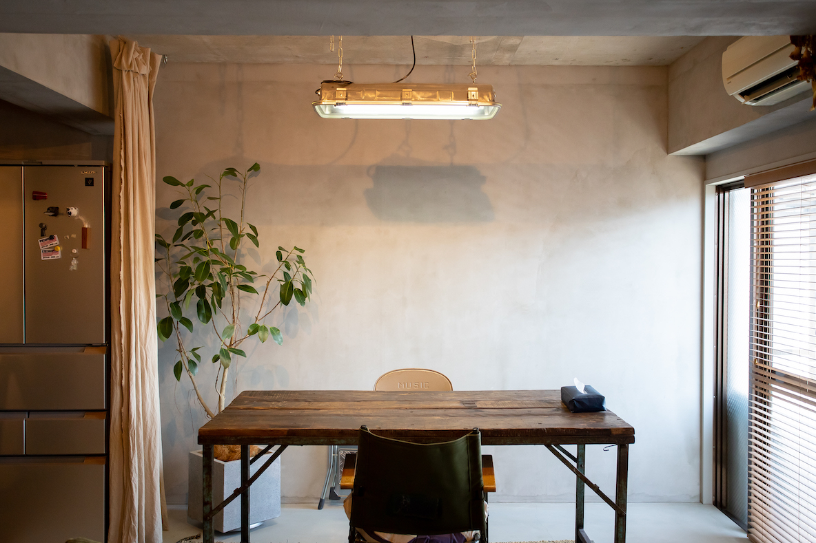 ないモノは作って補う2LDK。2度目のリノベーションで理想を叶えた75㎡の部屋｜みんなの部屋（埼玉県朝霞市） | ROOMIE（ルーミー）