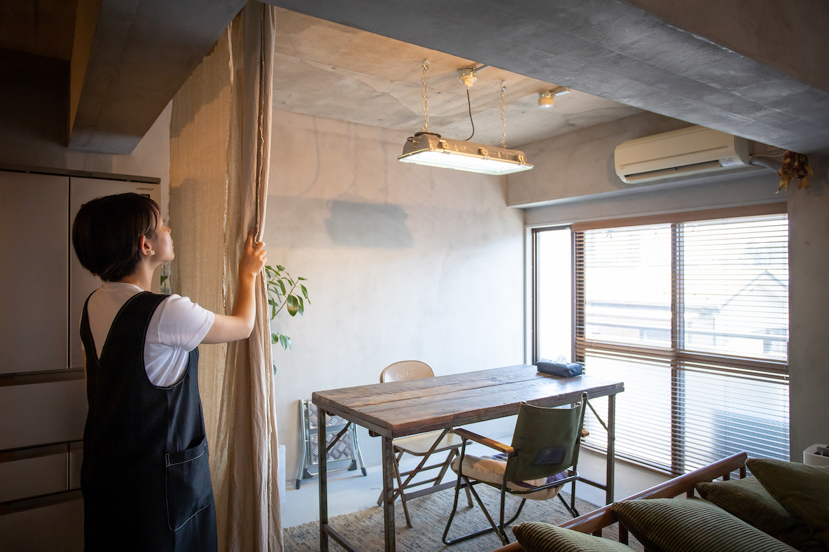 ないモノは作って補う2LDK。2度目のリノベーションで理想を叶えた75㎡の部屋｜みんなの部屋（埼玉県朝霞市） | ROOMIE（ルーミー）