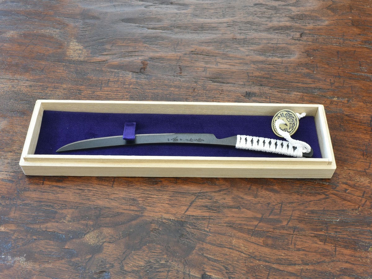 日本の伝統技術が凝縮。刀鍛冶が制作のプレミアムペーパーナイフ | ROOMIE（ルーミー）